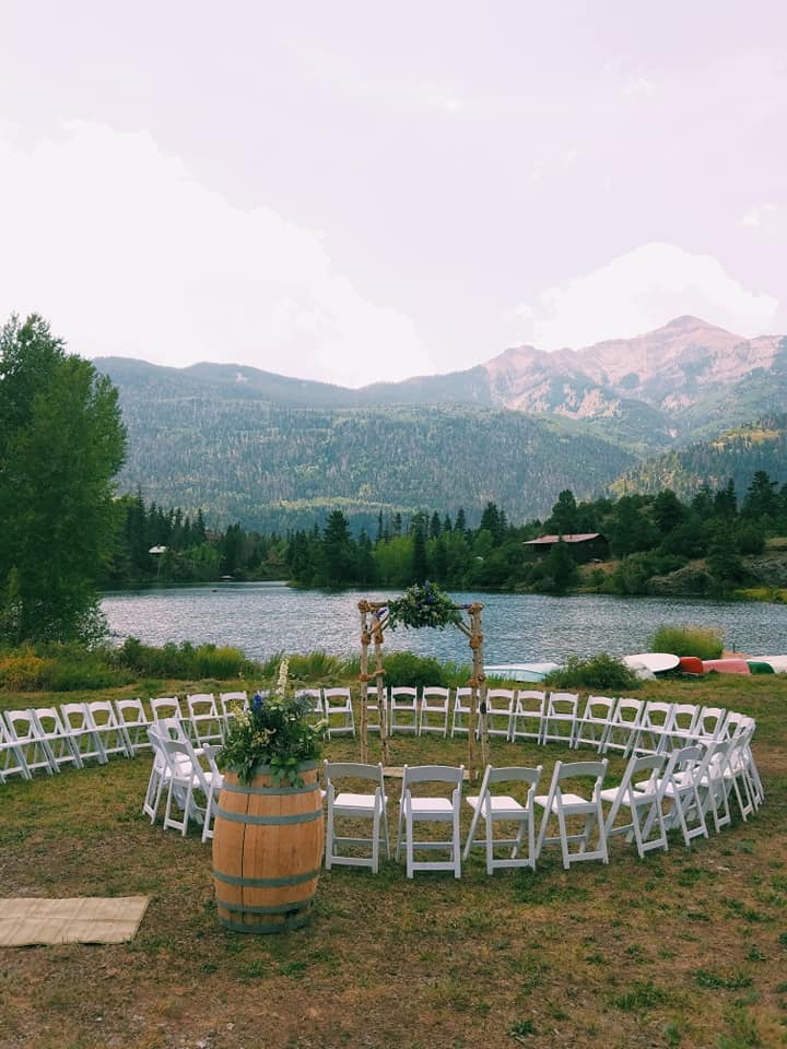 How to Set Up a Micro Wedding Ceremony - Amanda Matilda Photography